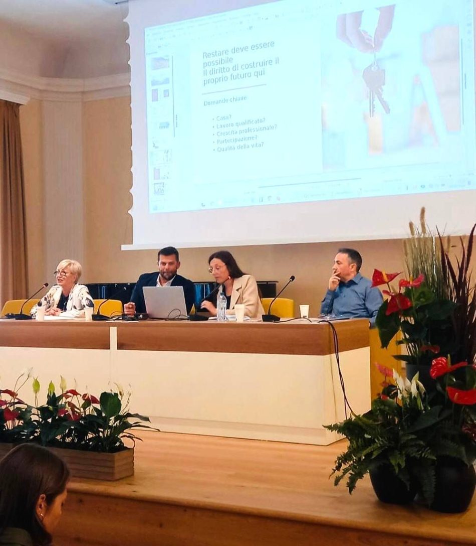 COMUNE DI BOLZANO * «IL CONVEGNO DEL GRUPPO DI LAVORO "CAPOLUOGHI ...